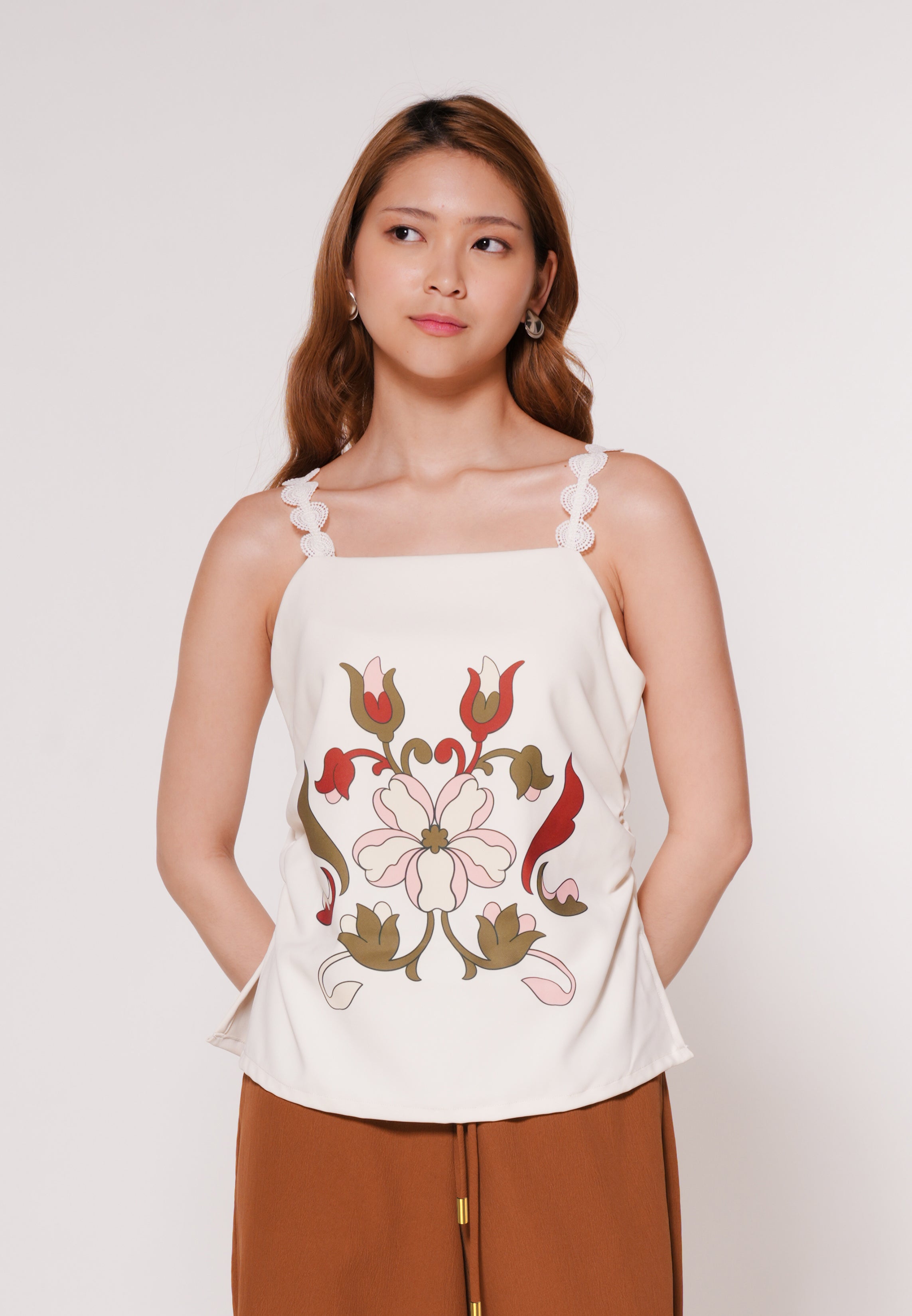 Aines Sleeveless Top (Cream) – Plains & Prints