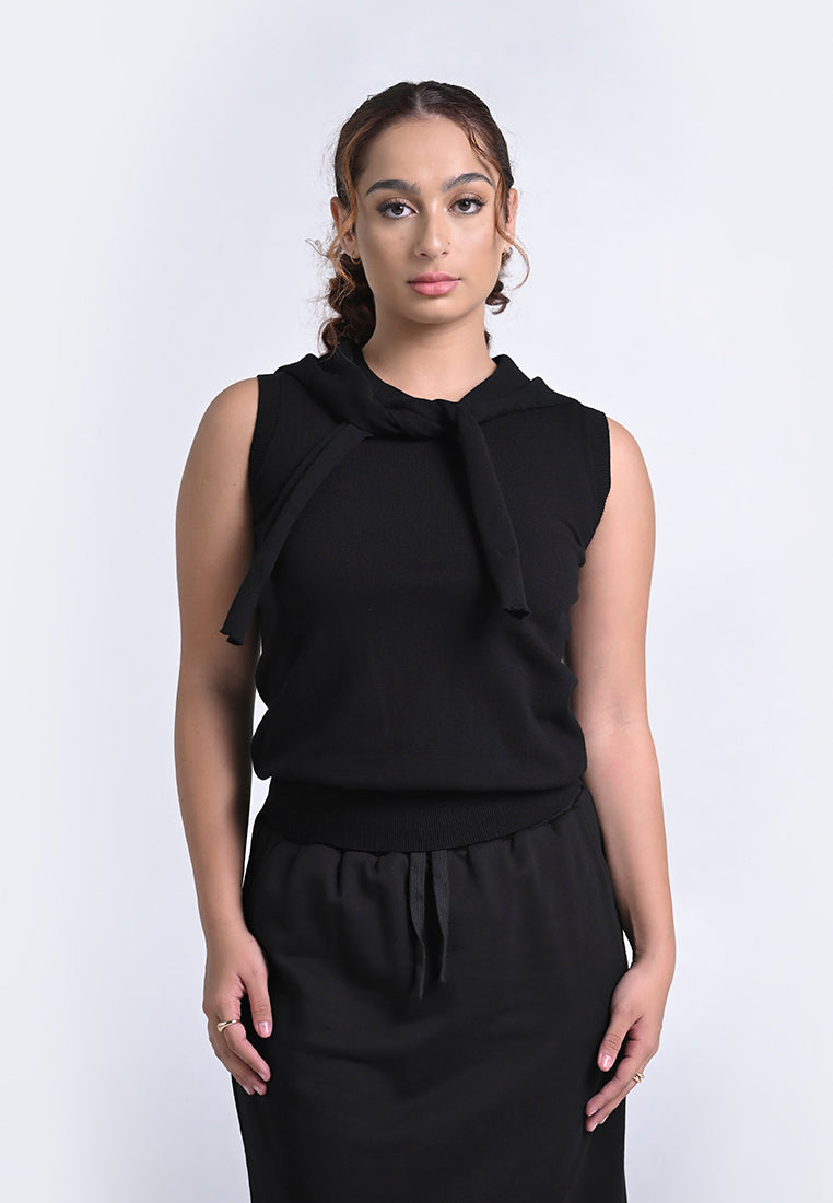 Archetype Travel Hennan Sleeveless Top (Black) – Plains & Prints