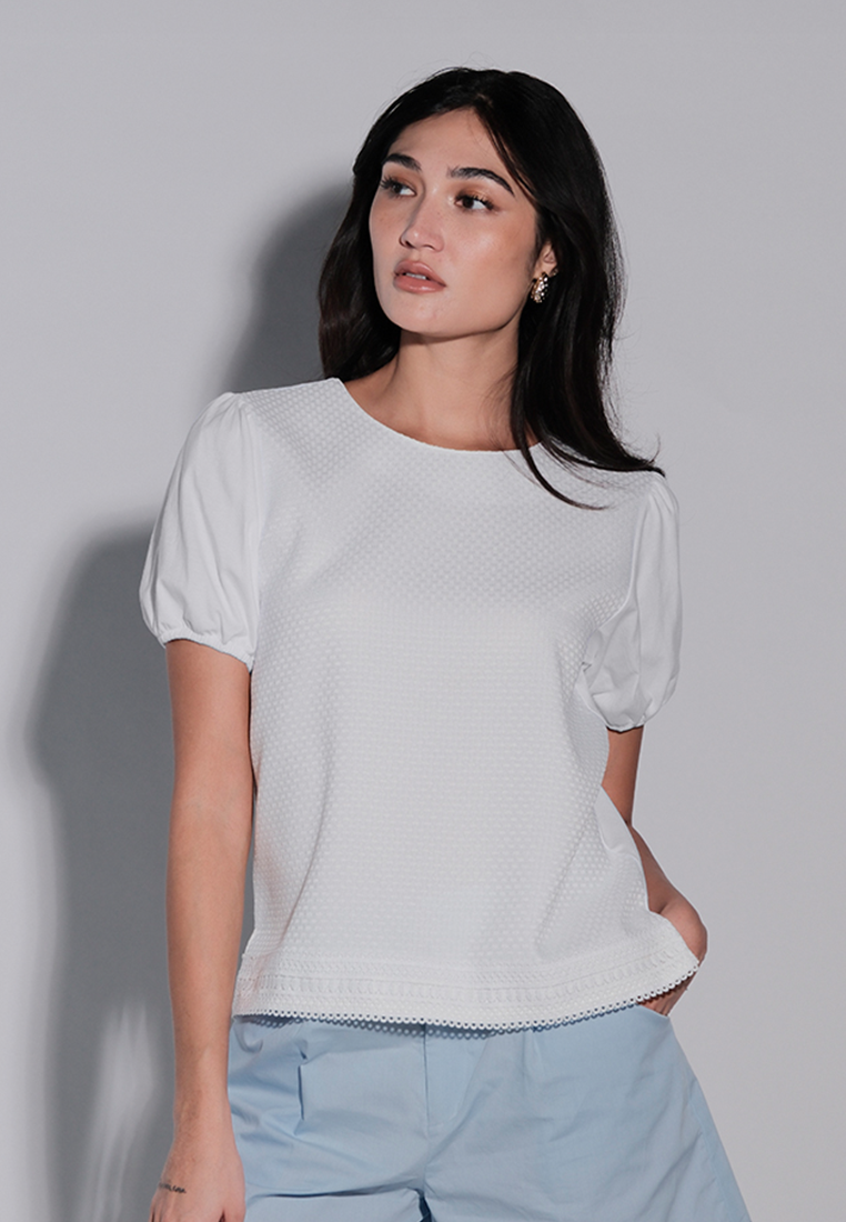 Holiday 2025 Jara Short Sleeve# Top (White) – Plains & Prints